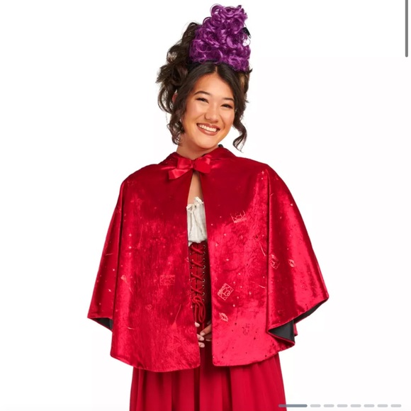 Disney | Other | Hocus Pocus Disney Mary Sanderson Costume Cape And Wig ...